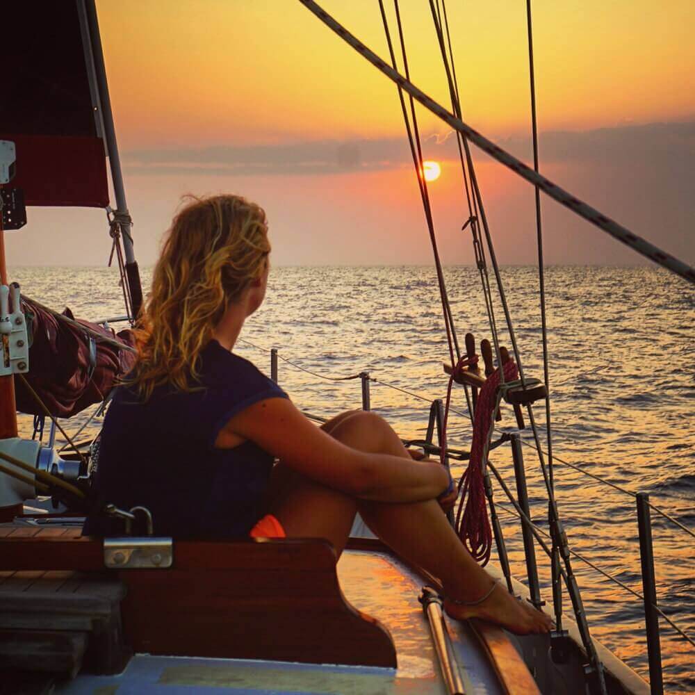 What kind of boats sail across the Atlantic Ocean? 7 Best Options | Oceanpreneur